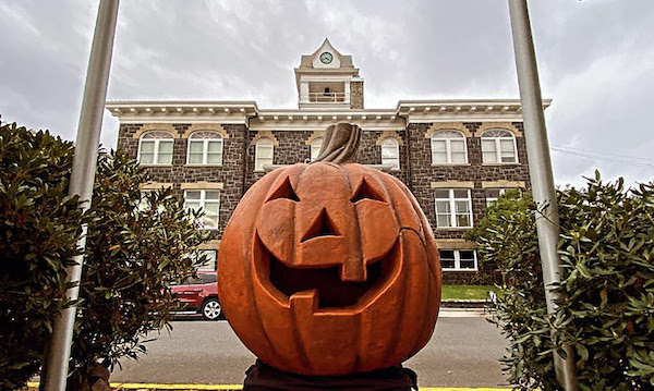 Portland Spirit Presents Spirit of Halloweentown: The Ghostly Voyage ...